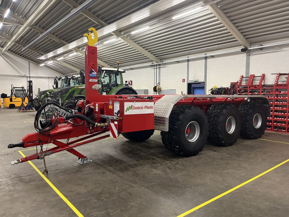 VGM HA30 haakarm container carrier afgeleverd aan loonbedrijf Elweco ...